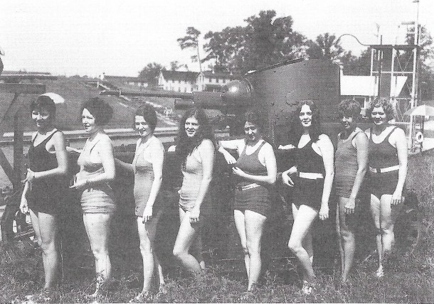 Photo of the Day: Cunningham tank a hit with the Ladies – Tank and AFV News