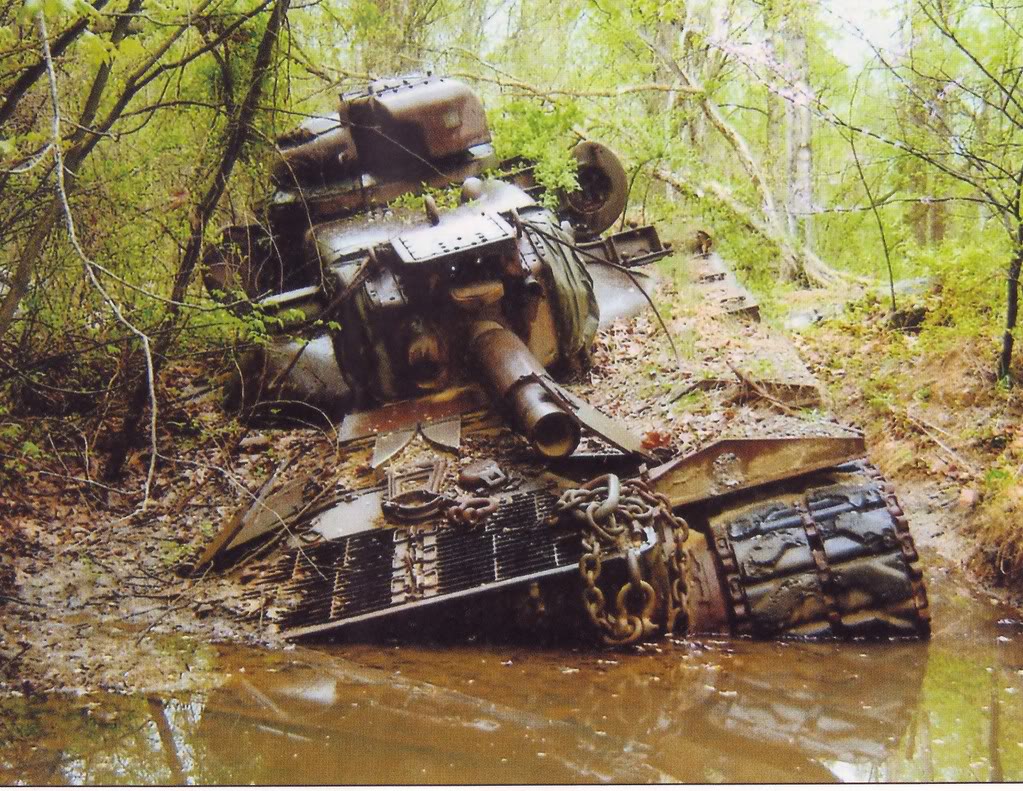 Photo of the Day: Starship in the Mud – Tank and AFV News