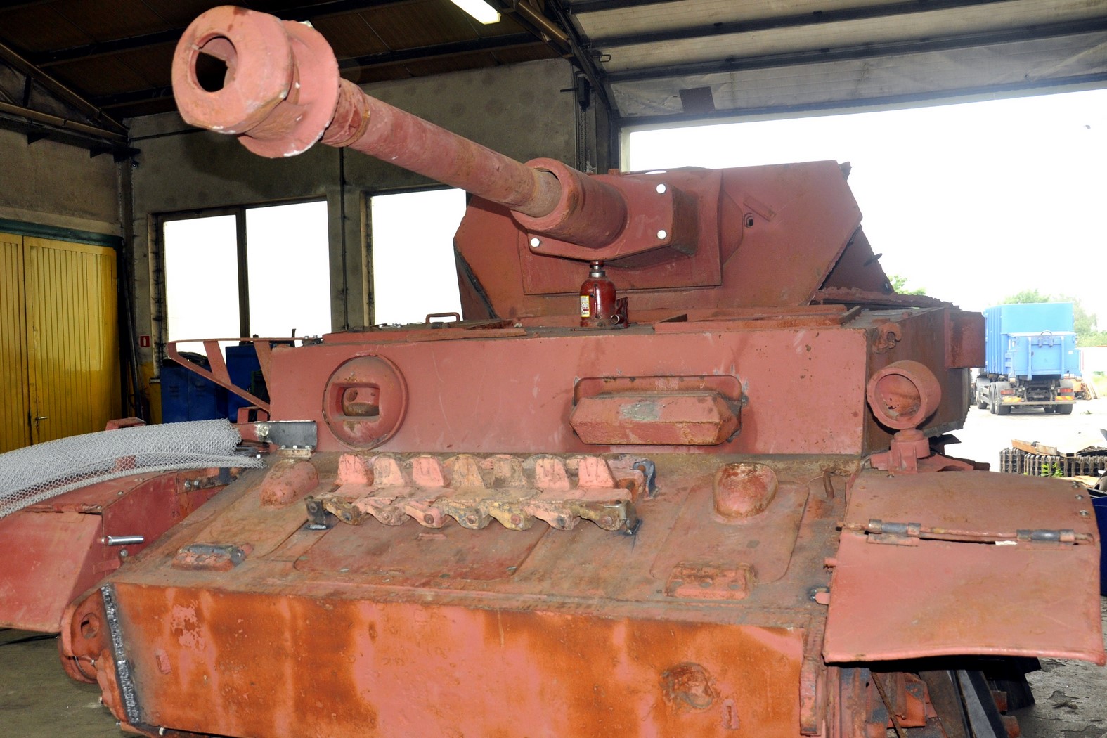 Photo of the Day: Panzer IV restoration in Poland – Tank and AFV News