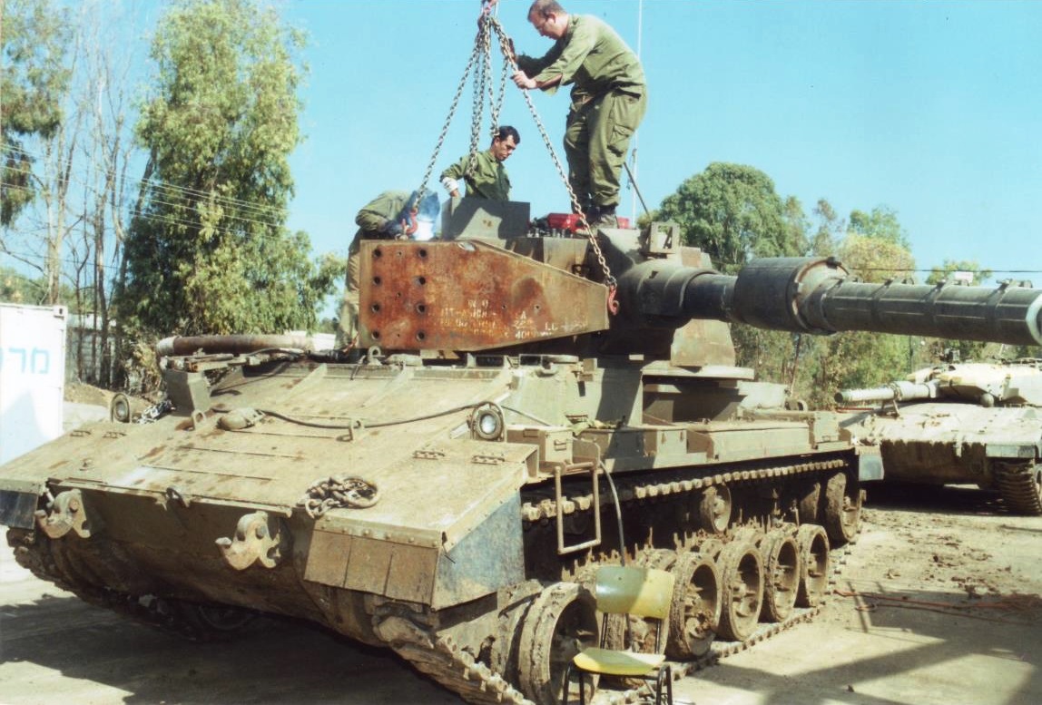 Photo of the Day: Israeli Mystery Tank – Tank and AFV News